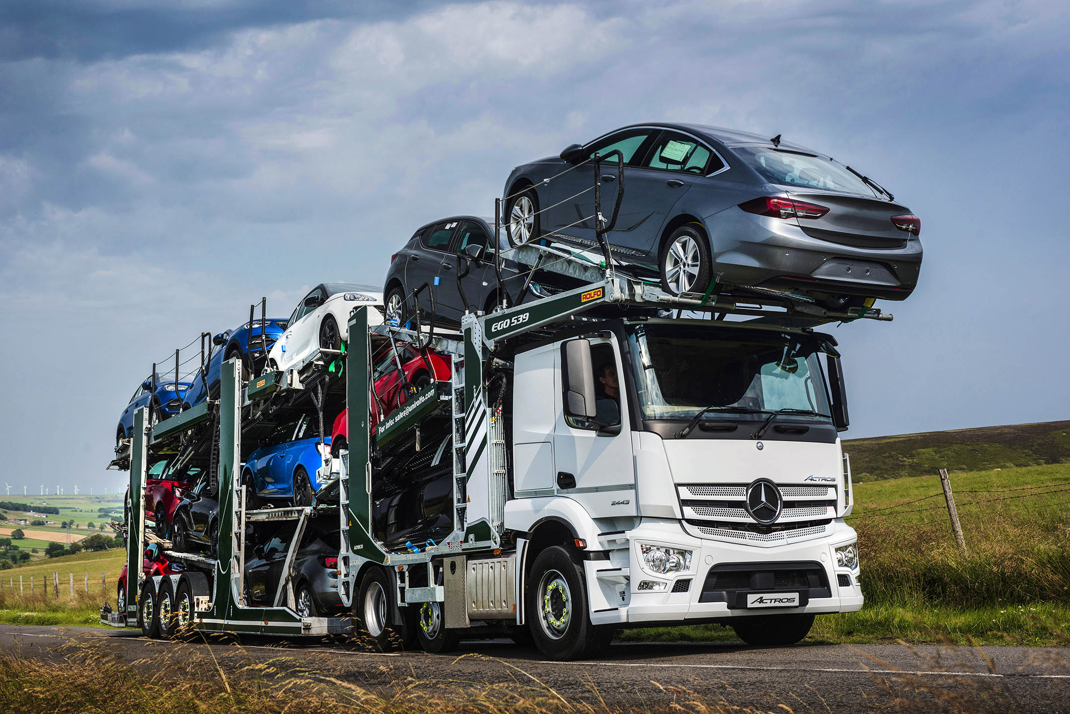 Get Instant Quote for Long-Distance Car Shipping in Minutes